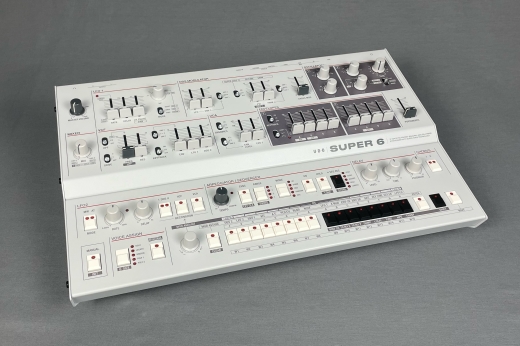 Gear Hunter | Udo Audio Super 6 Desktop Synth