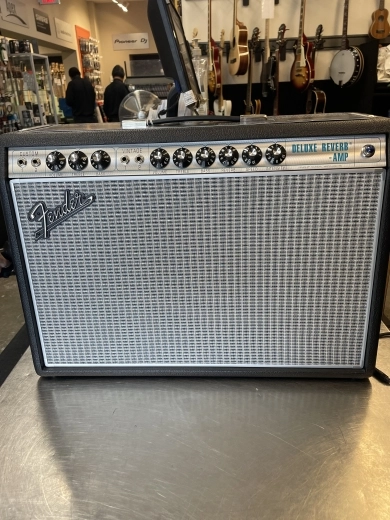 Gear Hunter | Fender 68 Deluxe Reverb