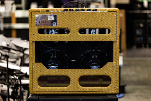 Gear Hunter | Fender - 217-1000-010