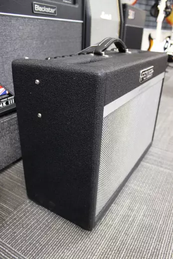 Gear Hunter | Fender - 226-4100-000