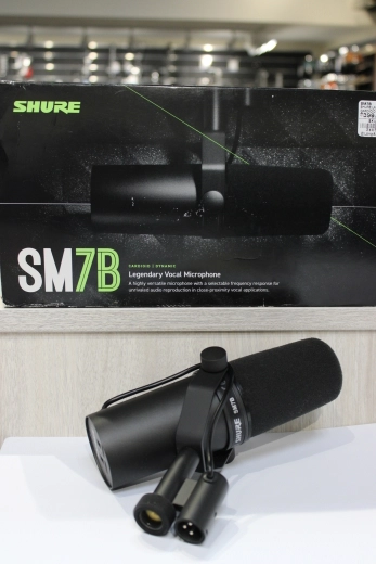 Gear Hunter | Shure - SM7B