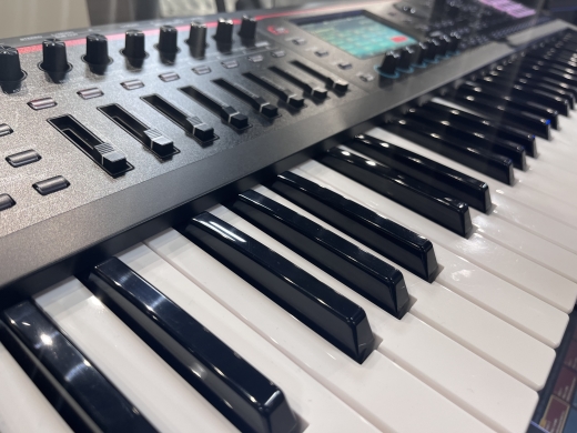 Gear Hunter | Roland FANTOM 06