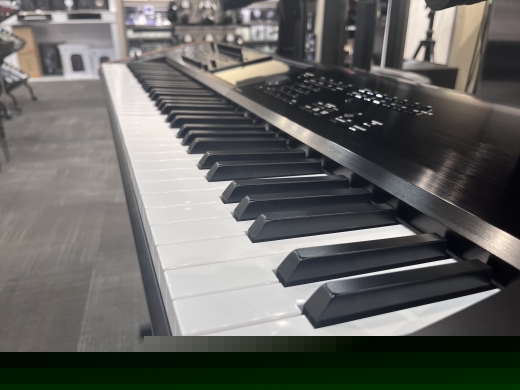 Gear Hunter | korg Kronos 73 Key Workstation