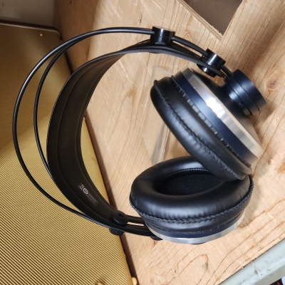 Gear Hunter | AKG - K271 MKII