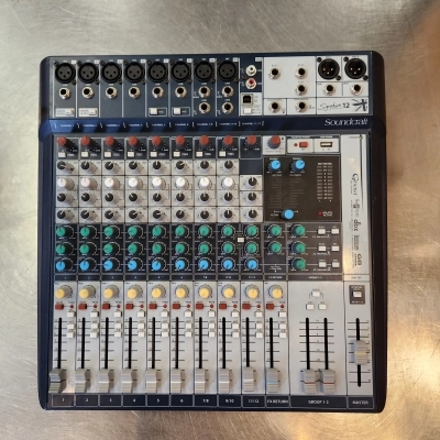 Gear Hunter | Soundcraft - SIGNATURE 12