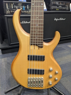 Gear Hunter | Ibanez BTB 6 String Bass