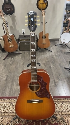 Gear Hunter | Epiphone - Inspired By Gibson Masterbilt Hummingbird ...