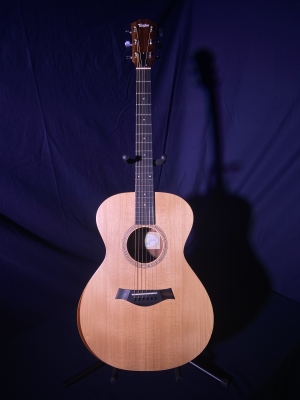 Gear Hunter | Taylor Guitars - ACADEMY 12E