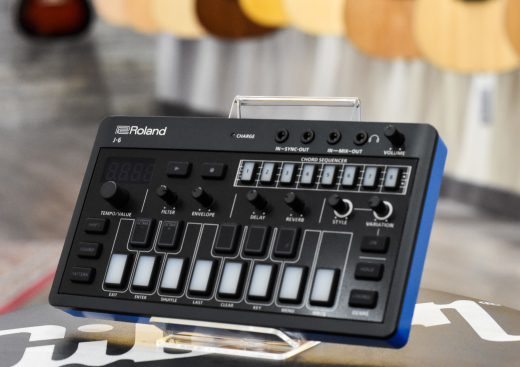 Gear Hunter | Roland - J-6