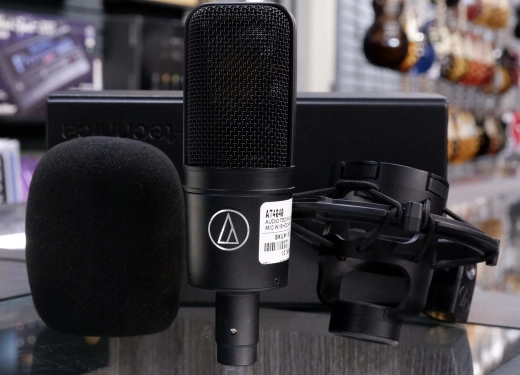 Gear Hunter | Audio-Technica - AT4040