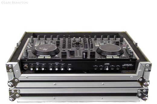 Gear Hunter | Denon DN-MC6000 DJ Controller with Hard Case