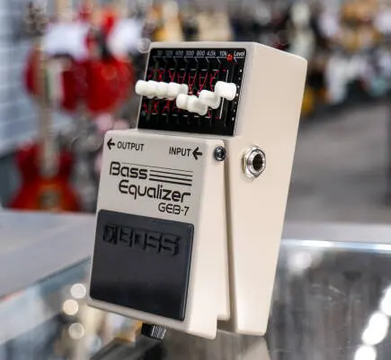 BOSS 7 Band Bass Graphic Equalizer | Long & McQuade