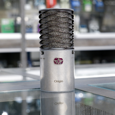 Gear Hunter | Aston - AST-ORIGIN