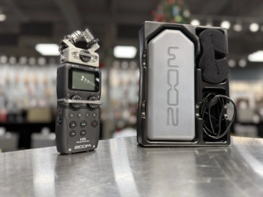 Gear Hunter | Zoom - 4 Track Handheld Recorder/USB Interface