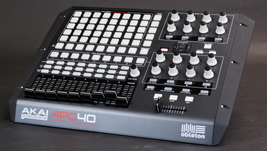 Gear Hunter | Akai - APC40 MKII