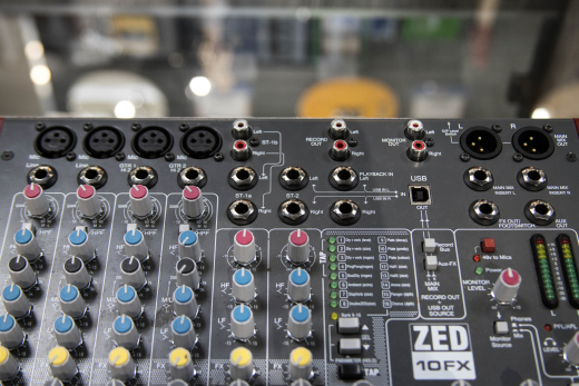Gear Hunter | Allen & Heath - ZED-10FX