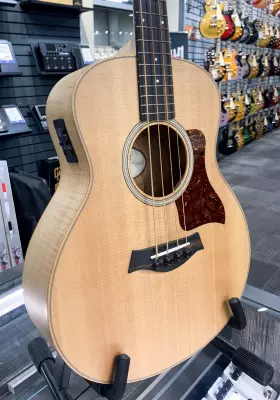 Gear Hunter | Taylor Guitars - GS Mini-e Bass Maple