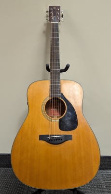 Gear Hunter | Yamaha - FGX3