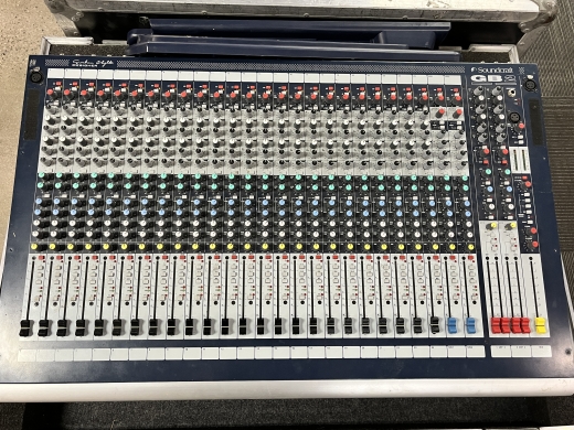 Gear Hunter | Soundcraft 24 Ch. Live Console