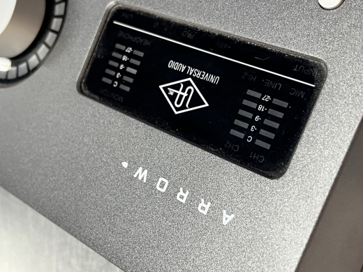 Gear Hunter | Universal Audio - UA-ARROW