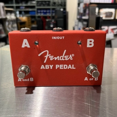 Gear Hunter | FENDER ABY PEDAL RED