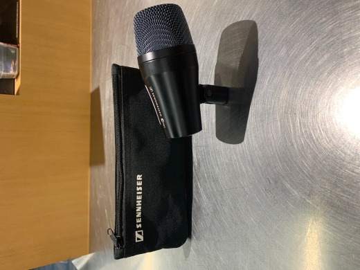 Gear Hunter | Sennheiser - E902