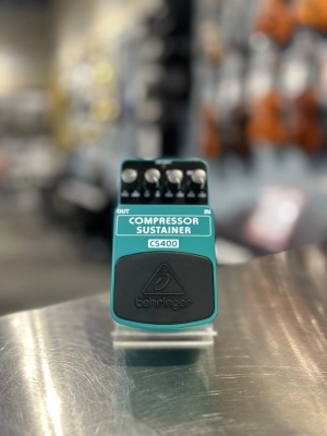 Gear Hunter | Behringer - CS400