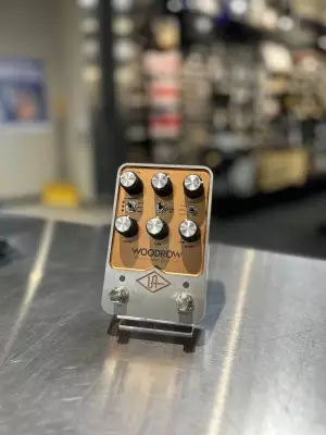 Gear Hunter | Universal Audio Woodrow 55' Instrument Amp Pedal