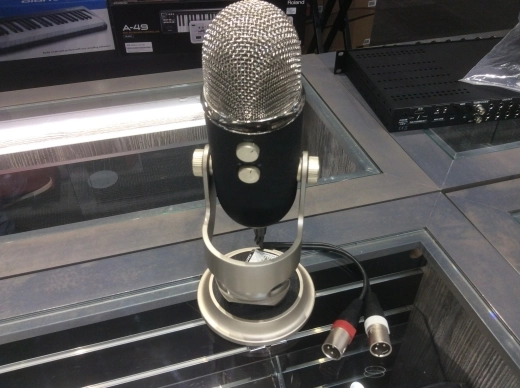 Gear Hunter | Blue Microphones - YETI PRO