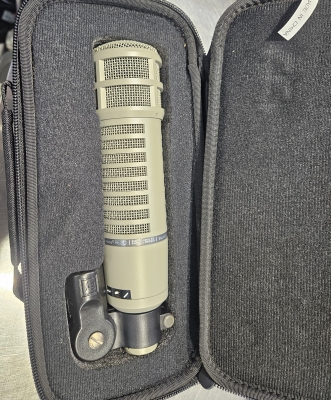 Gear Hunter | Electro-Voice - RE20