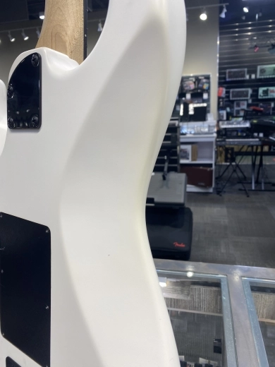 Gear Hunter | Charvel PM SD1 JIM ROOT SIGNATURE- WHITE