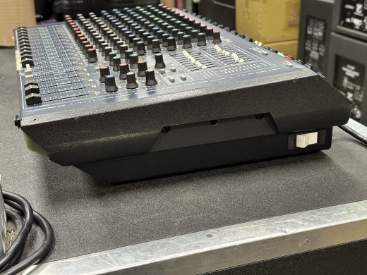 Gear Hunter | Yorkville Audio Pro 12CH 2x600w Powered Mixer