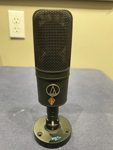 Gear Hunter | Audio-Technica AT4033A