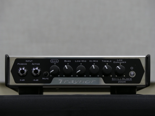 Gear Hunter | Traynor - Ampli de Basse 200W