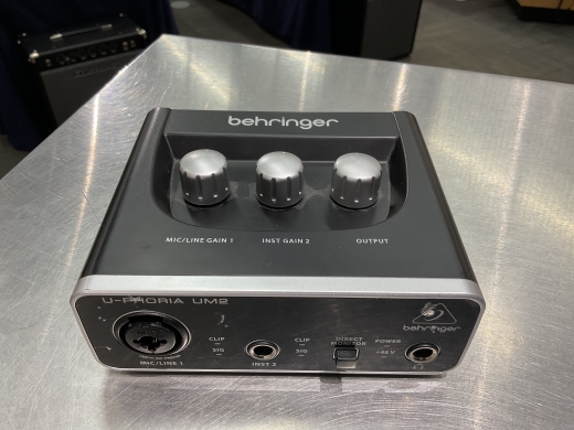 Gear Hunter | Behringer - UM2