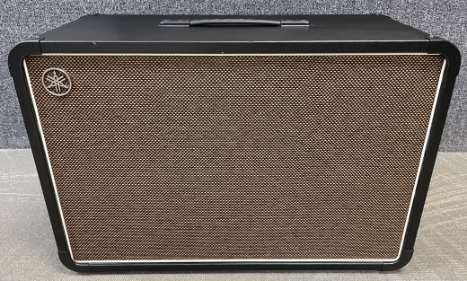 Gear Hunter | Yamaha - 2x12 Guitar Cab