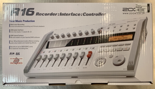 Gear Hunter | Zoom - R16 Multitrack Recorder