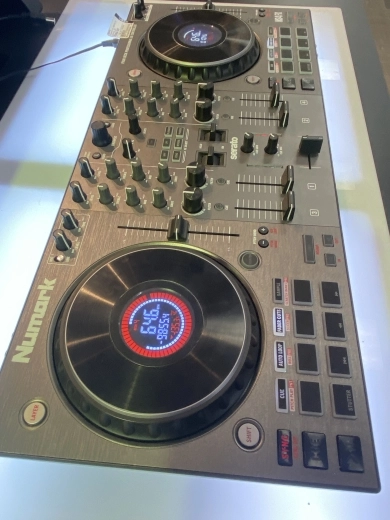 Gear Hunter | Numark - NS4FX