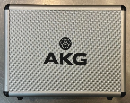 Gear Hunter | AKG - C414 XLS Multi-Pattern Condenser Mic
